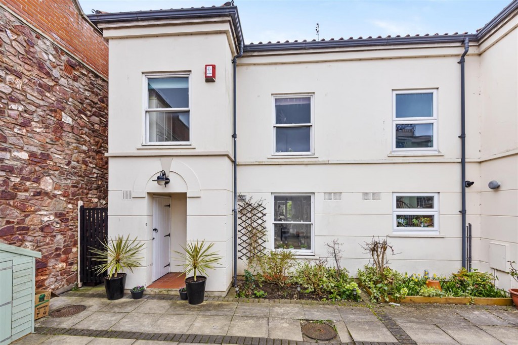 Rose Terrace, Gordon Road, Clifton, Bristol, BS8, 4 bedroom, House - Mews